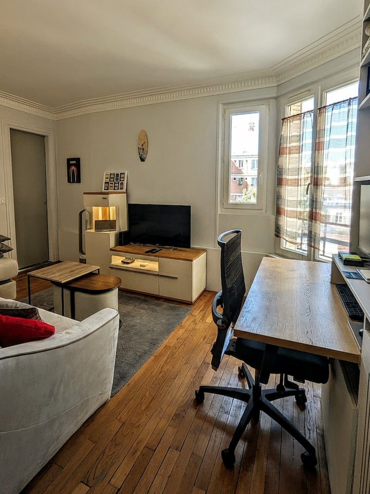 Cozy Refurbished Apartment - Paris