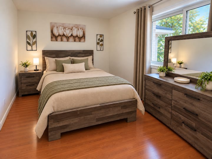 3 Br Modern Private Upper Unit In Windsor - 溫莎
