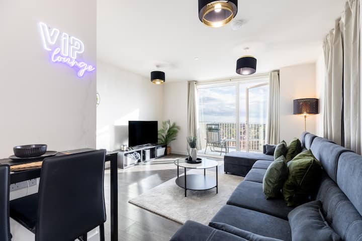 Luxury 1 Br Penthouse In Harrow (Sleeps 6) - Ruislip