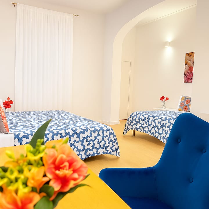 Center Of The Center Room For Groups Of 5 - Barcelona