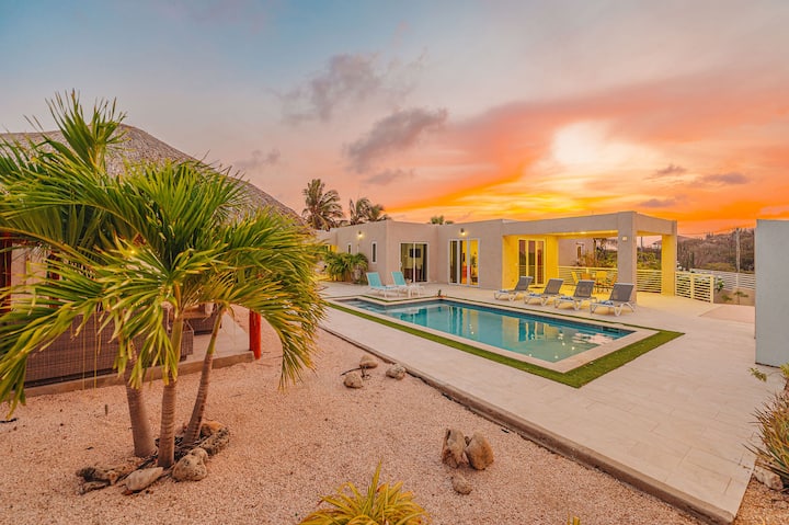 Secluded Villa Pool & Garden, Close To Palm Beach - Aruba