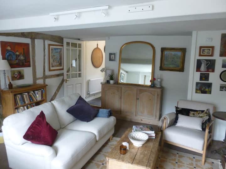17 St Martins, Marlborough - Marlborough
