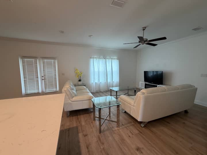 The Cozy Five Retreat - Panama City Beach, FL