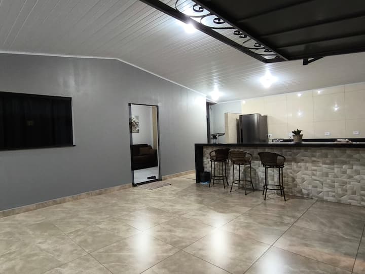 Casa Com 2 Quartos Próximo Centro E Rodovia - Dourados