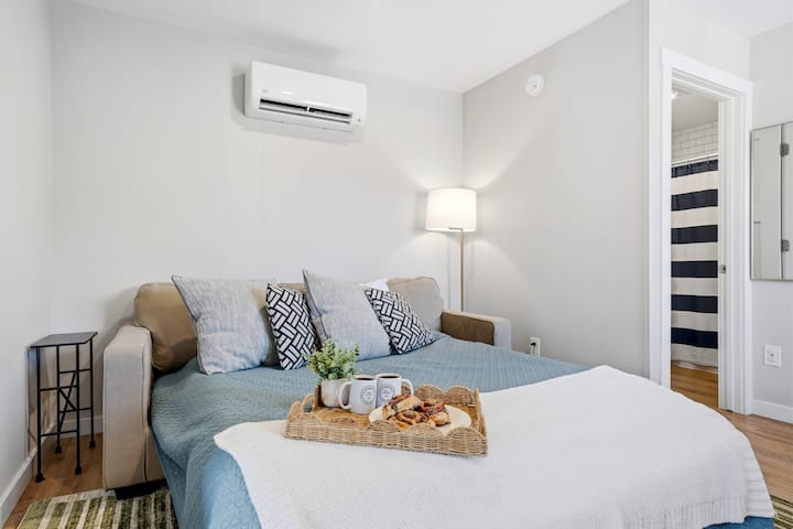 Three Downtown Apartments | Large Groups | Private - Traverse City, MI