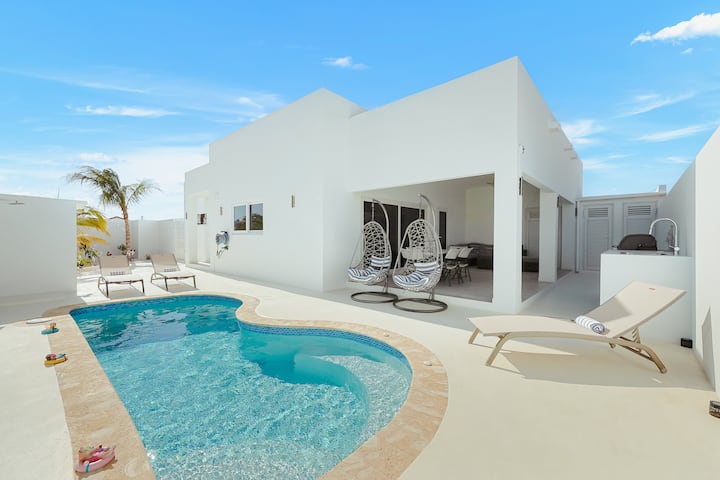 3br Villa W/ Private Pool & Patio  Casa Vis - Aruba