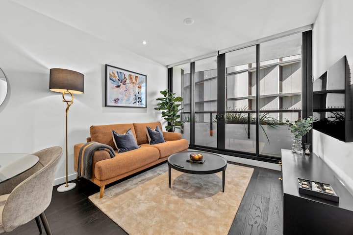 1br Apt W/ Infinity Pool, Huge Gym & Yoga Room - Brisbane