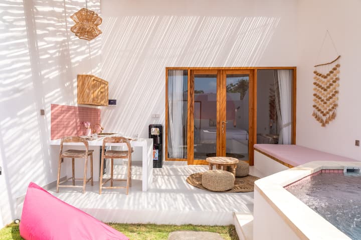 Pink Boho 1br Villa | Private Plunge Pool - Uluwatu
