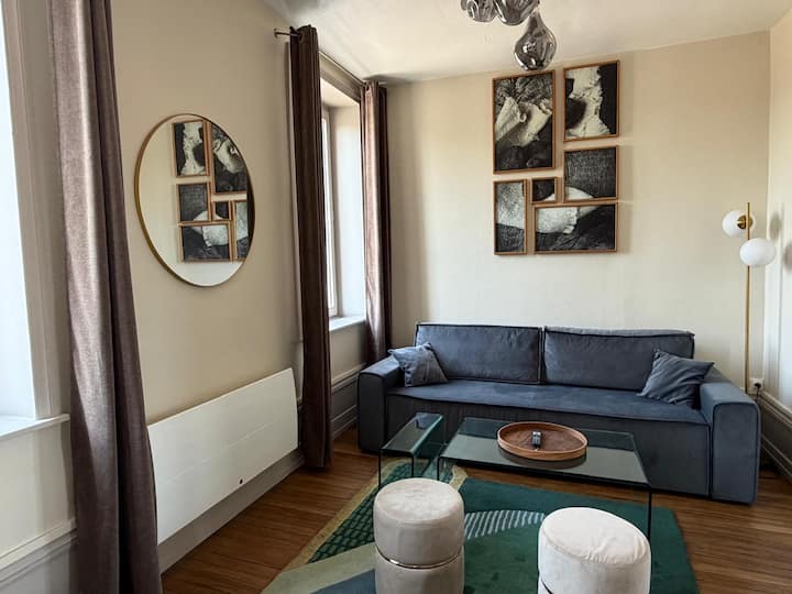 Esprit Village - Bel Appt 2 Chambres - Climatisé - Lyon