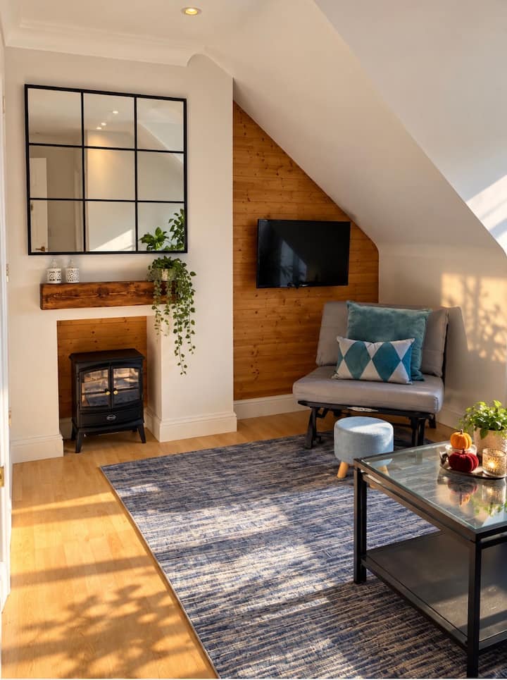 Your Loft Haven - Bedford