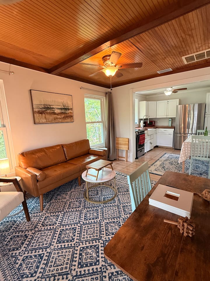 Tropical Tranquility Cottage - Naples, FL