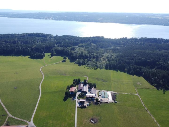 Ruhiger Bauernhof Nahe Starnberger See U Bergblick - Feldafing
