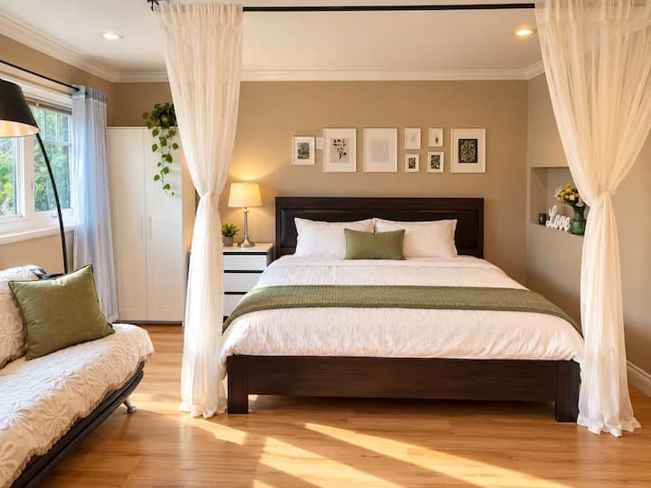 White Rock Suite + 3-min Drive To Beach - White Rock