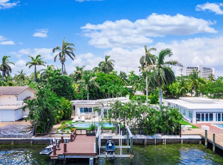 Miami Waterfront Villa - Miami Beach