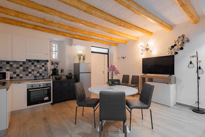 Maqueda Luxury Home 6 Confortevoli Posti. - Palermo