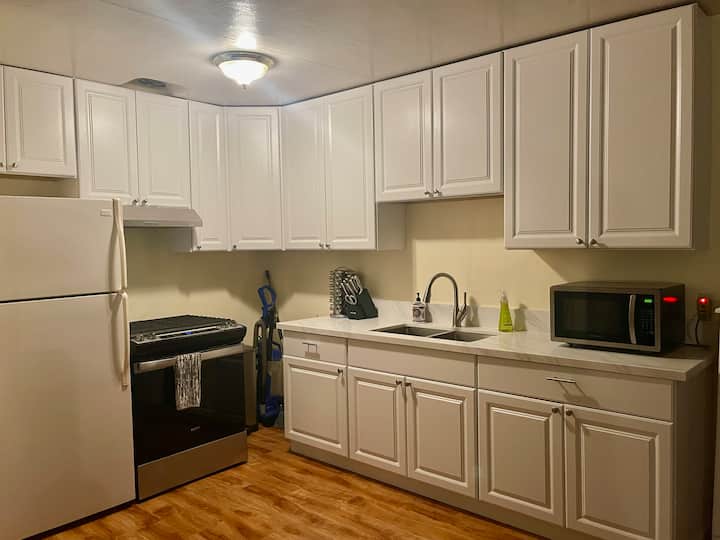 Your Pet Friendly House With Private Yard #2 - San Diego, CA