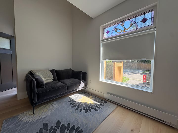 Monthly Stay / Relocation / Work Professional. - London