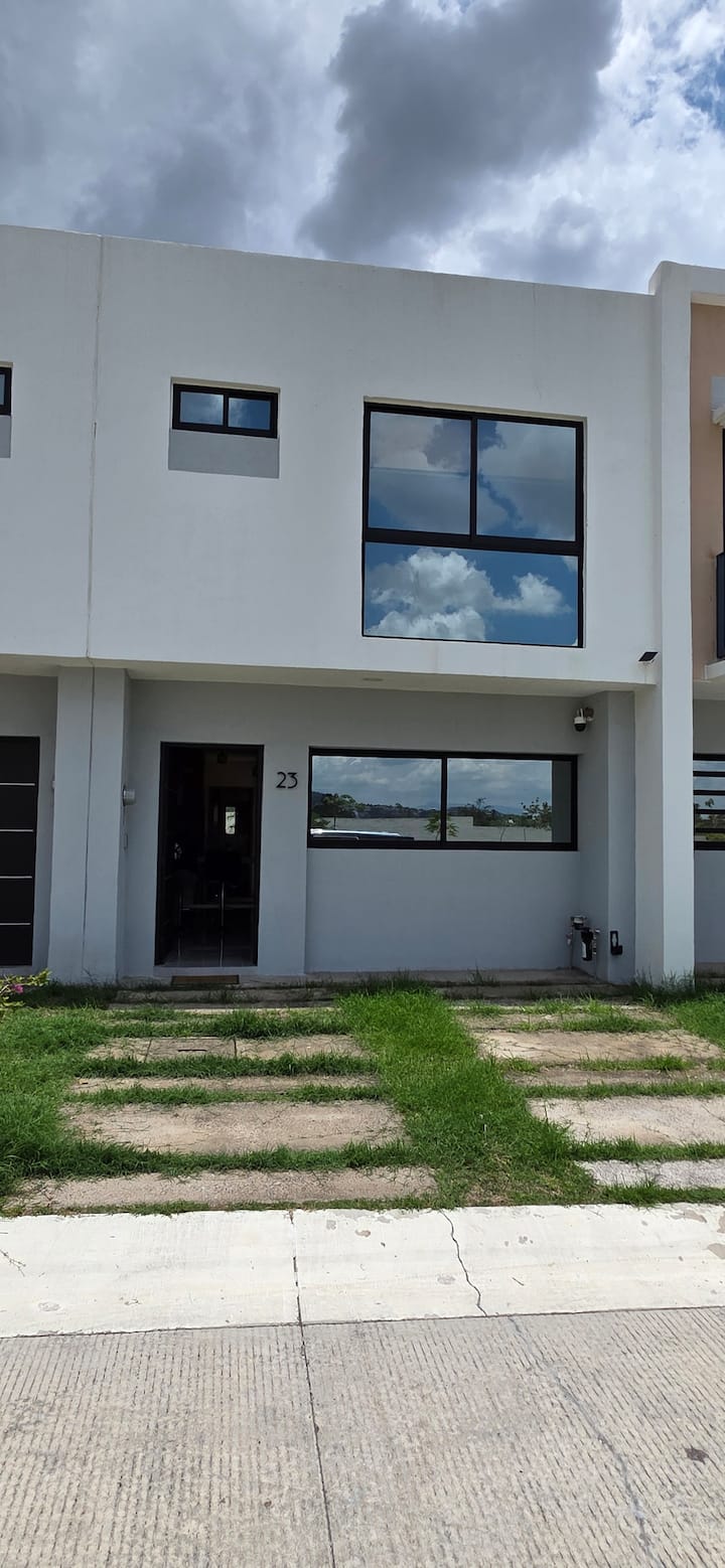 Casa En Zapopan. - Zapopan