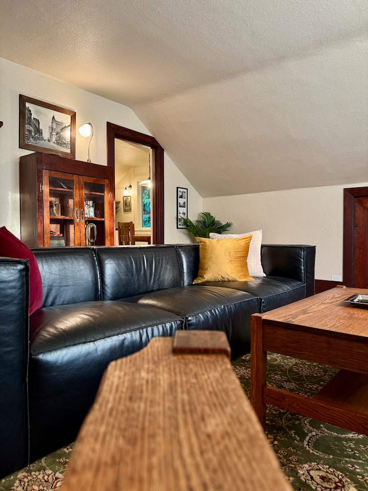 Historic Craftsman Extended Stay Great Location! - Tacoma, WA