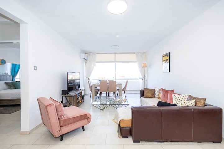 Artemis Salt Lake 3br Apartment Mackenzie - Larnaca