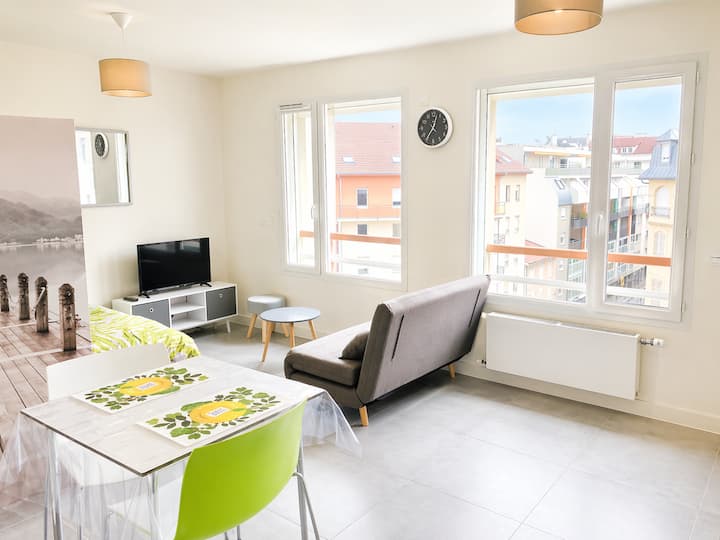 M084 L Studio L 2 Personnes L Centre-tram - Annemasse