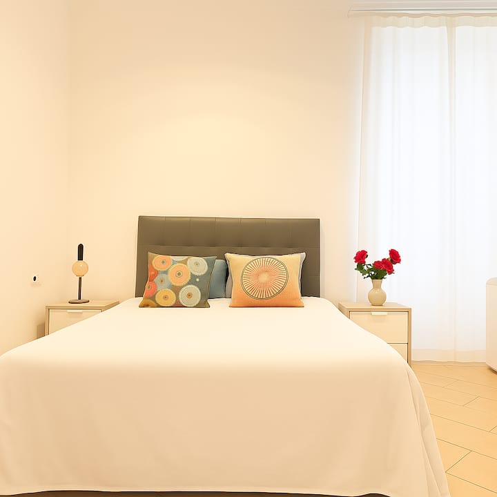 Center Of The Center Room For Up To 5 Friends - Barcelona