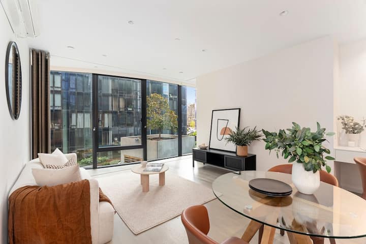 The Sanctuary, Albert Park - Melbourne
