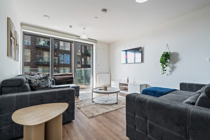 Luxe 2br Wembley Stay | 3 Min To Stadium Sleeps 8 - Twickenham