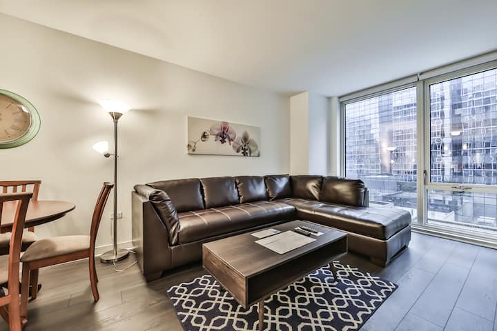 Chicago Luxury Loop Living W/full Amenities - Chicago