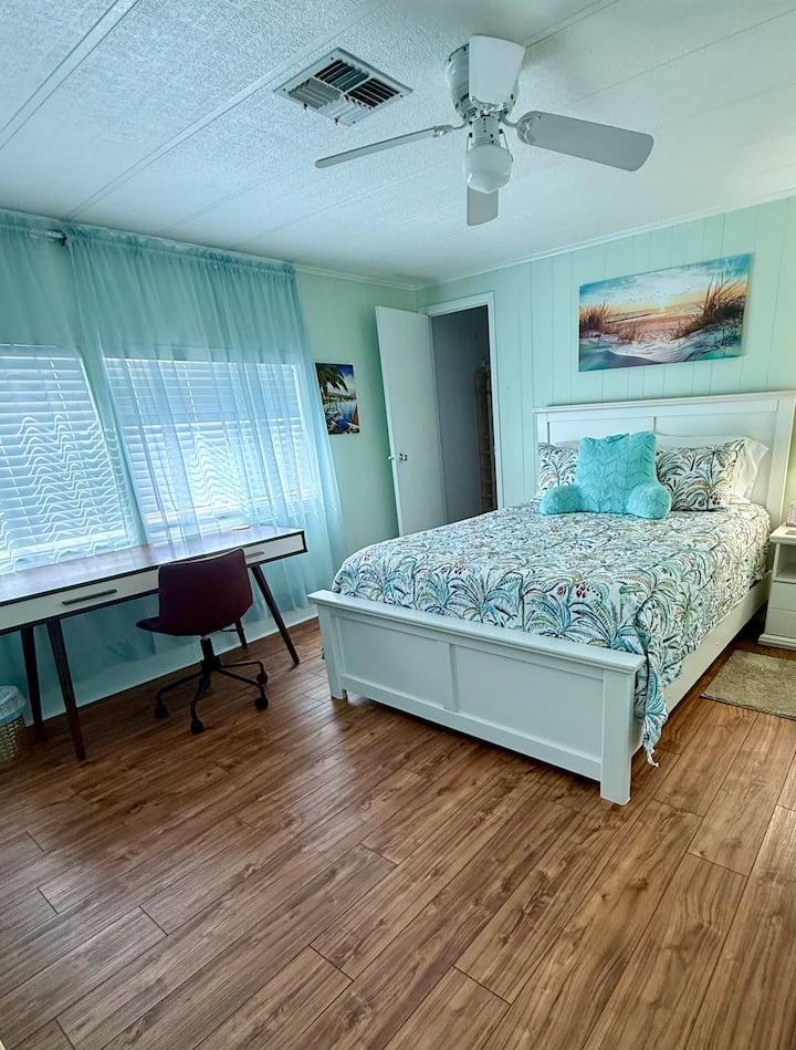 Cozy Corner - Port Orange, FL