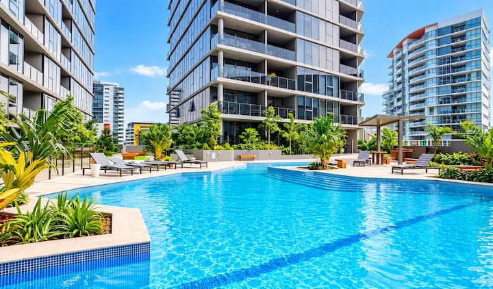 Brisbane City Views | Pool | Walk To South Bank - Brisbane