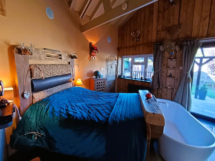 Escape To Your Own New Forest Sanctuary - Lyndhurst, UK