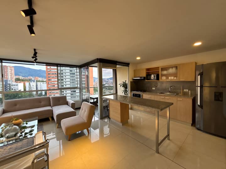 Apartamento Moderno / Wifi Rapido/ A/c/gym - Medellin, Antioquia, Colombia