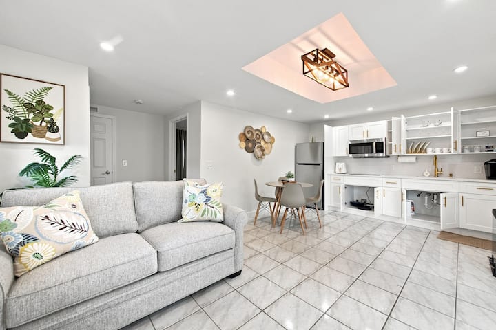 Private Guest Suite  3 Miles To Beach & 5th Ave - Naples, FL