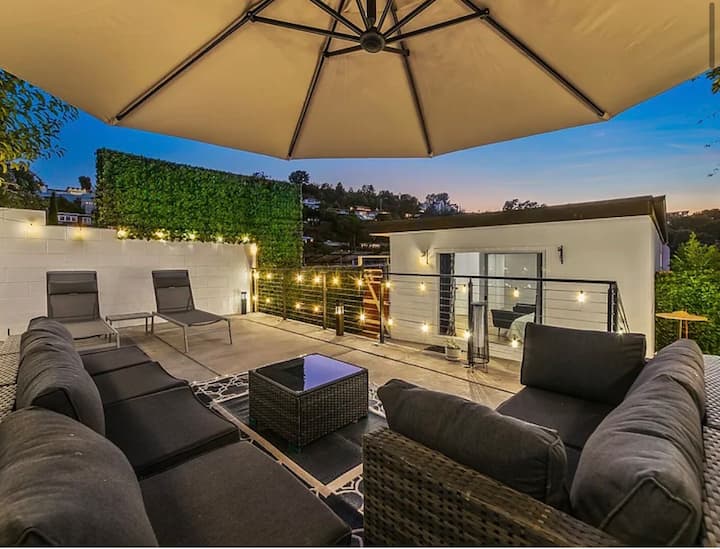 Hollywood Hills Escape| Hottub| Grill| Views - Beverly Hills, CA