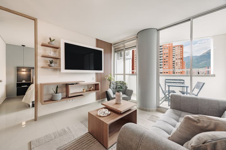 A/c, Views, 24/7 Security - Walk Everywhere! - Copacabana