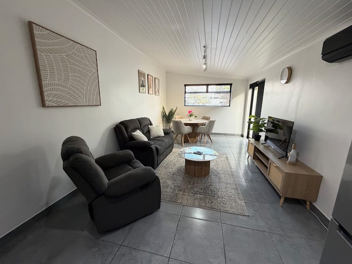 The Cosy Corner - Somerset West