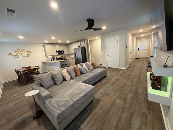 New Home, La Casitapad 1 Room - South Fulton, GA