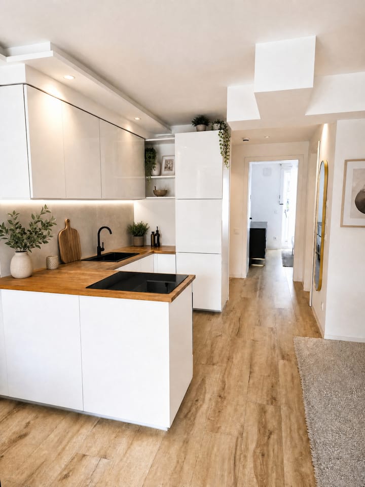 Neubau L Schöne City Wohnung Zentral - Neuried