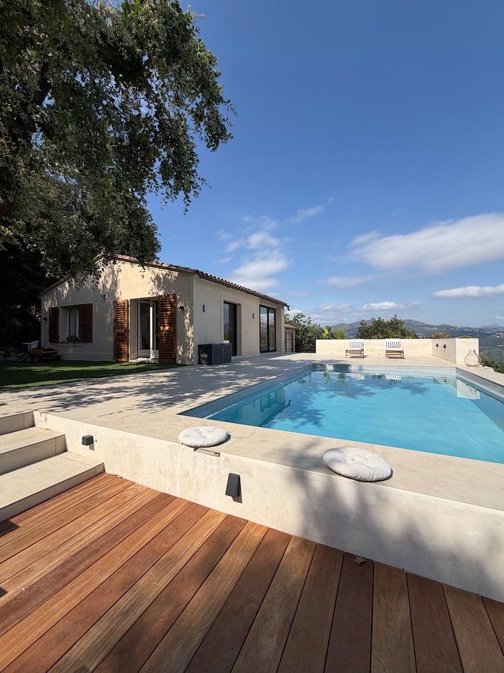 Maison Piscine Vue Mer - Carros