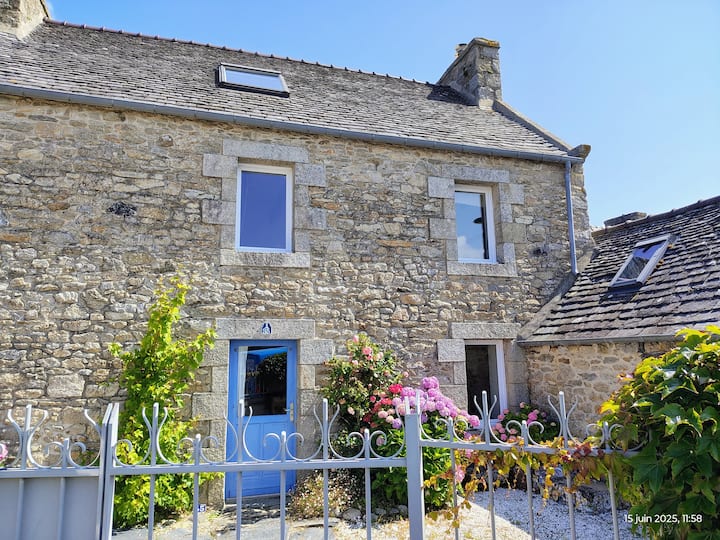 Du Charme Et Un Grand Jardin - Roscoff