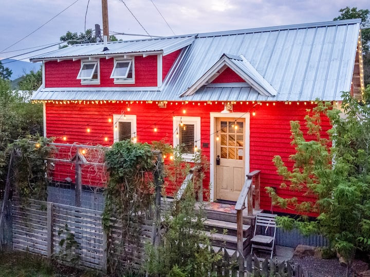 The Roost - Livingston, MT
