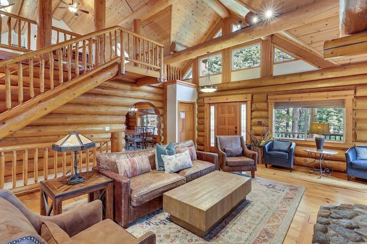 All-season Family Cabin W/ Forest Views In Truckee - Truckee, CA