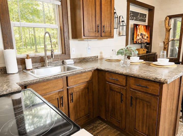 Natures Oasis | Hot Tub | Walkable To Deer Lick F - Monteagle, TN