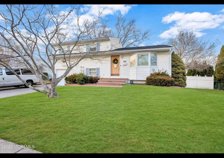 Comfortable 4br Home Near Shore & Asbury Park - Long Branch, NJ