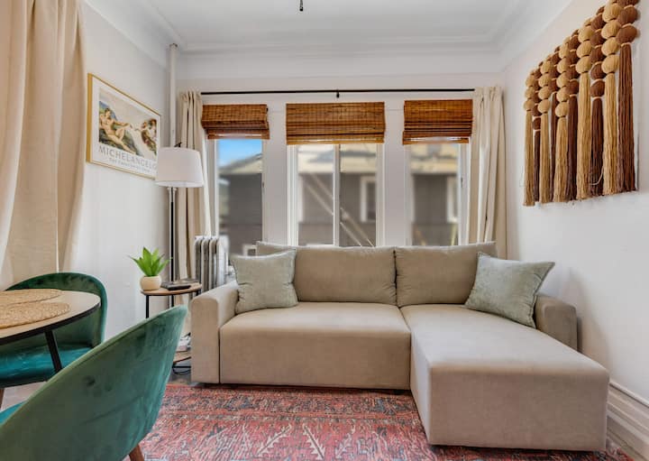 Retro Style Venice 1bed Apartment, Beach Access! - Santa Monica, CA