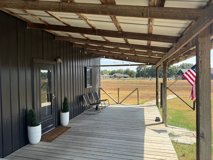 Organic Modern Barnhouse 5 Acres W/ Horse Stalls - Ramona, OK