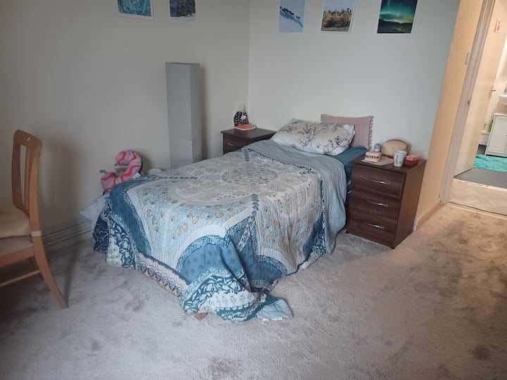 Bright Single Room - Leeds