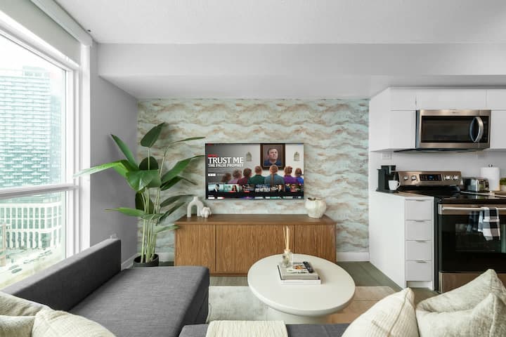 Spacious Downtown Suite + Den | Rogers Centre View - 多倫多