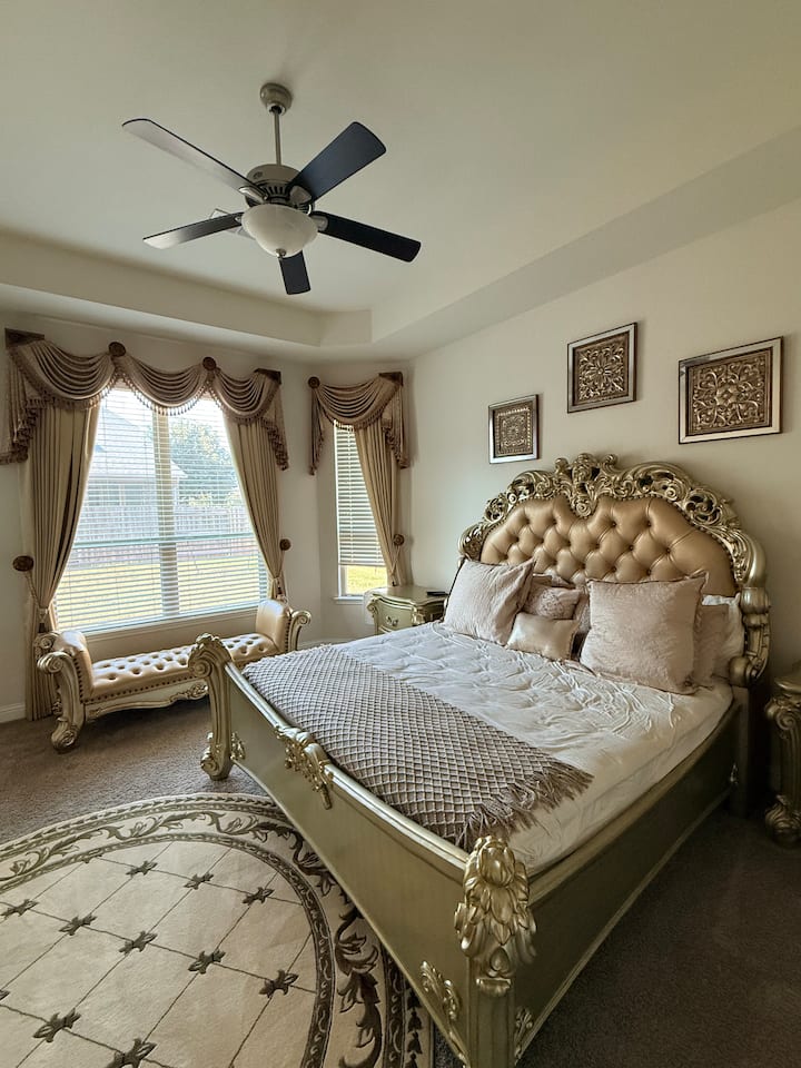 Amazing Old European Styled Home In Katy! - Katy, TX